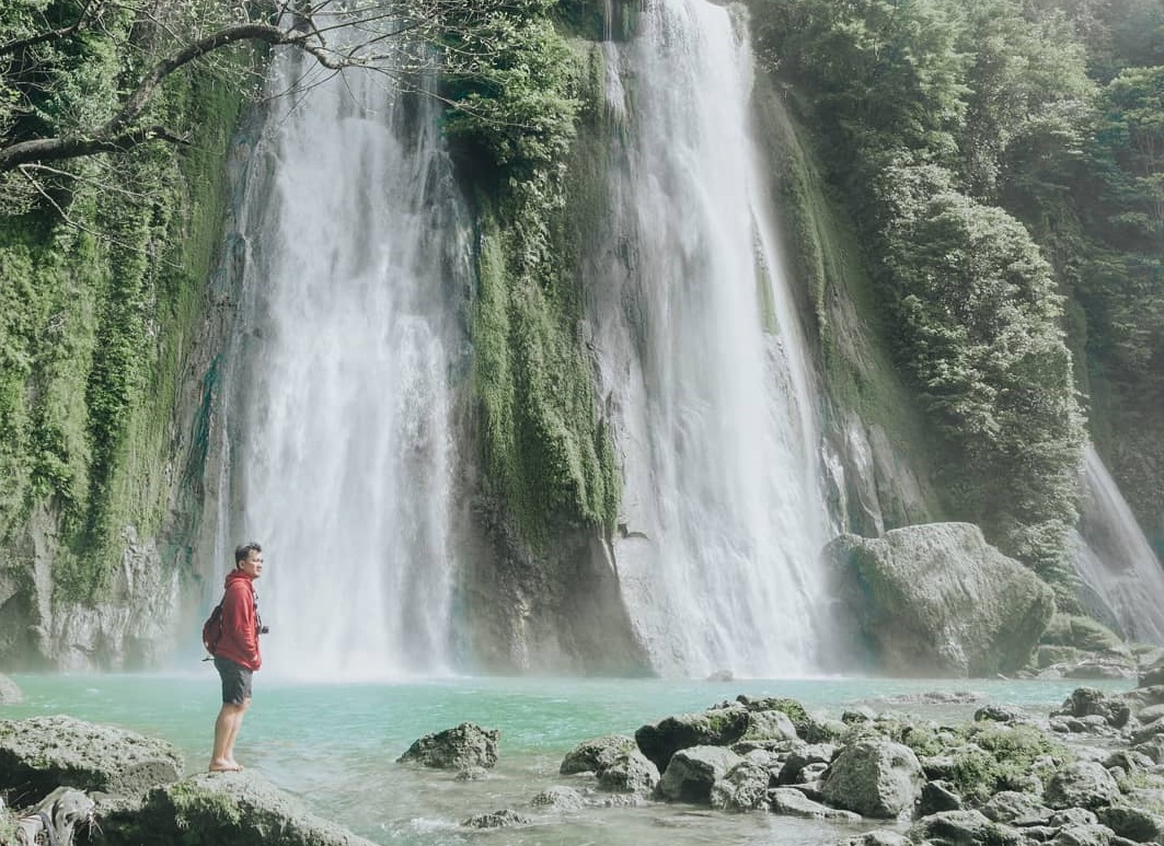 Curug Cikaso: Keindahan Alam Tersembunyi di Sukabumi - GenPI.