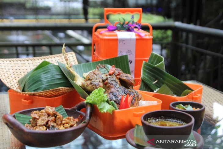 Hampers Rantang, Pilihan Baru Bagi Masyarakat untuk Halalbiha...